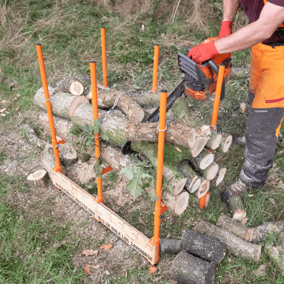 Bulk Log Saw Horse 3 | Safely Chainsaw Multiple Logs | Forest Master